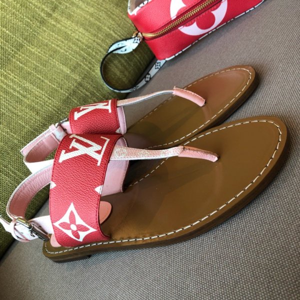 Louis Vuitton Sandals 002 – Luxus Replica Handtaschen Legal In ...